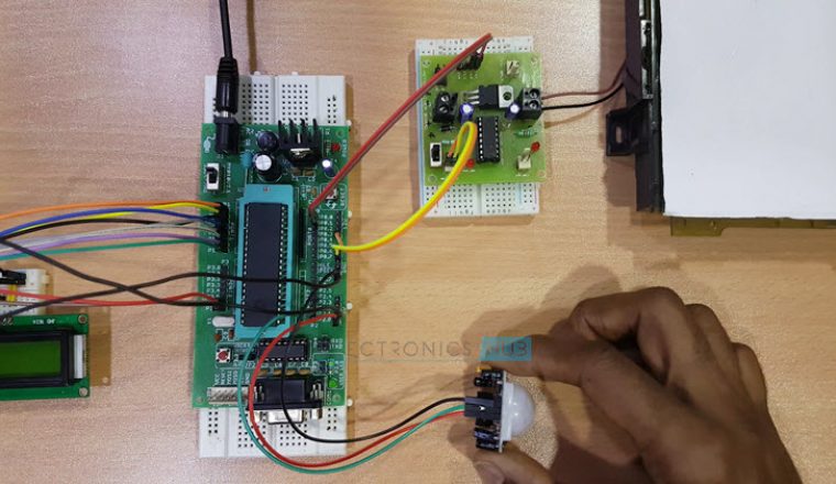 采用8051单片机的自动开门系统 - BOB官方网站平台